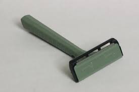 KAI SINGLE EDGE DISPOSABLE RAZOR